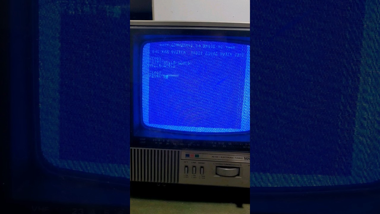 Commadore says Hello 👋 #basic #c64 #vintagefinds