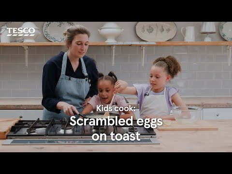 Kids Cook: Scrambled Eggs on Toast | Tesco