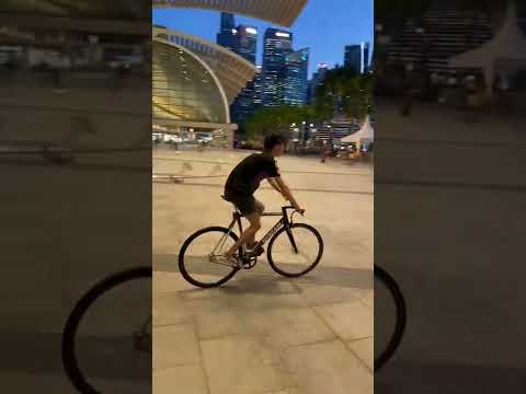 #fixie #fixedgear #cycling #fixies #singapore #globalwarming #mbs #bicycle #life #lifestyle