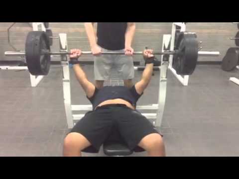 Freshman benching 325