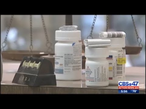 Doctors fighting superbug infections