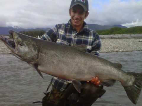 KITIMAT LODGE SALMON FISHING 2010
