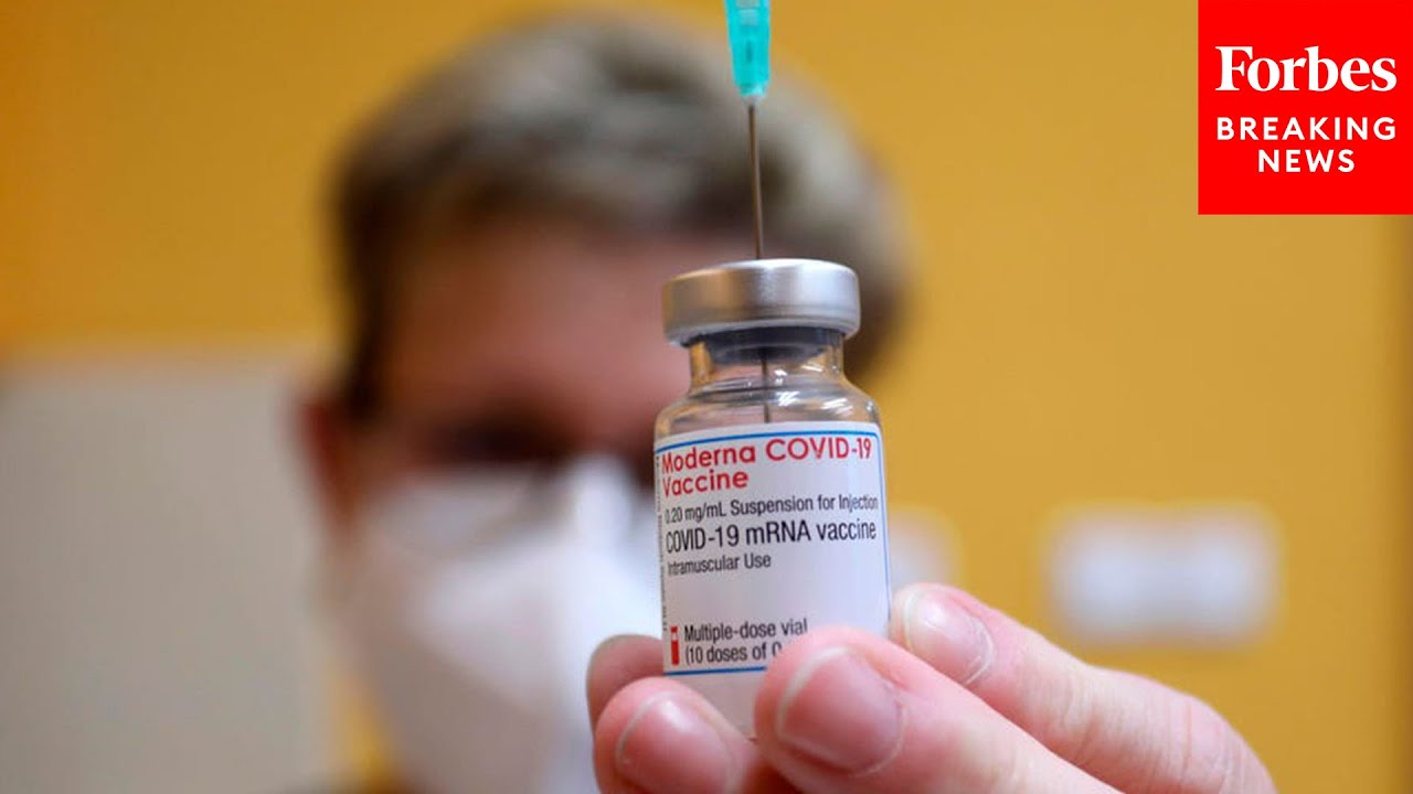 Moderna Says Its COVID-19 Booster Dose Offers Strong Protection Against Omicron