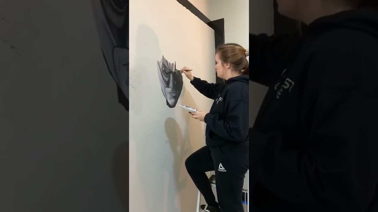 Batman Walls Painting Time Lapse
