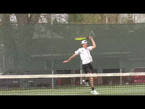 Linn-Mar’s Garrett Bauermeister steps into the spotlight as the Lions’ top singles player