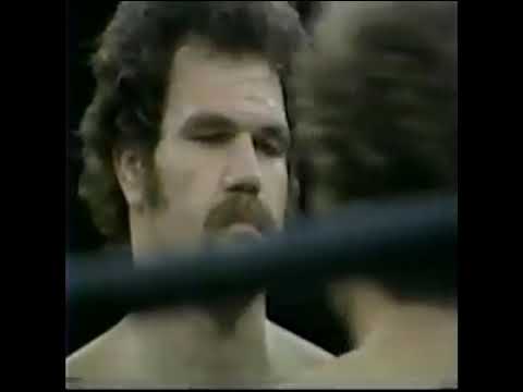 Randall "Tex" Cobb vs Jeff Shelburg