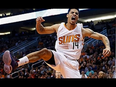 GIF: Gerald Green’s Vigorous Reverse Jam – UPROXX