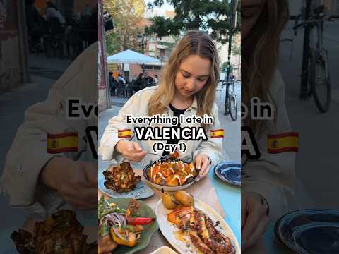Feat. some of the BEST potatoes of my life 🤯 #valencia #spanishfood #spain #travelfood #travefoodie