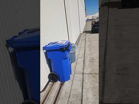 The sliding door rails of the Hangar Bay | MCAS Miramar Airshow, San Diego in California (9/29/2024)