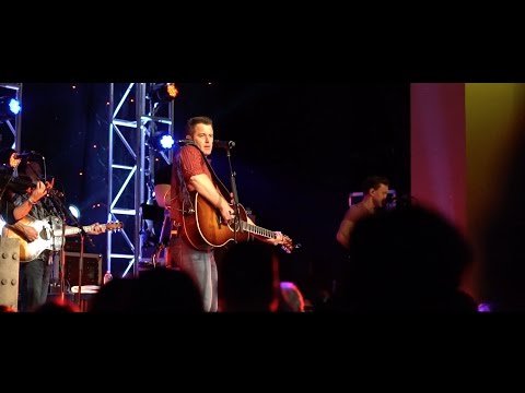 Easton Corbin - Behind the Scenes - Hays, KS (A Girl Like You)