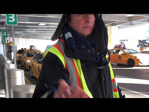 How to Get a Taxi at NYC Airports (Laguardia, JFK, and Newark)