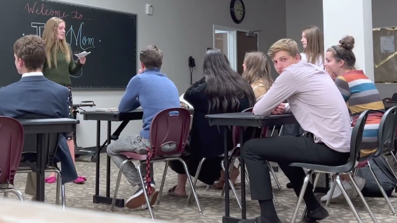 Classroom | Candid Shoeplay #49