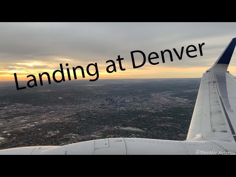 Picturesque downtown views while landing at Denver Airport | Plane Spotting | [KDEN\DEN]