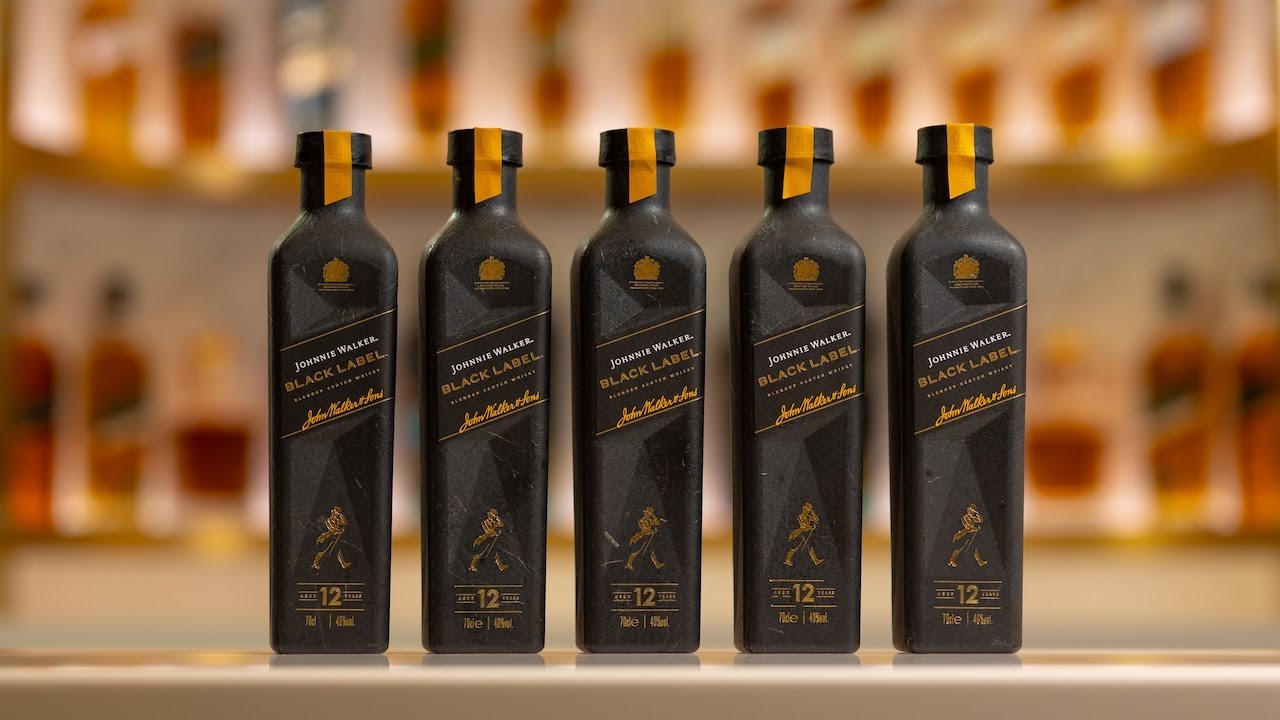 Johnnie Walker: Trialling a paper-based bottle