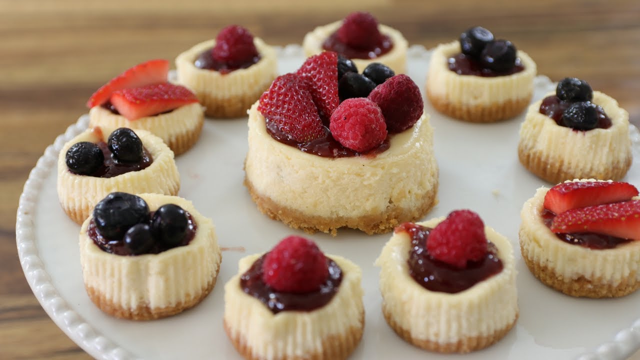 Mini Cheesecakes Recipe - The Cooking Foodie
