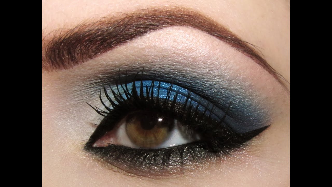 Makeup Tutorial: Navy Blue Drama