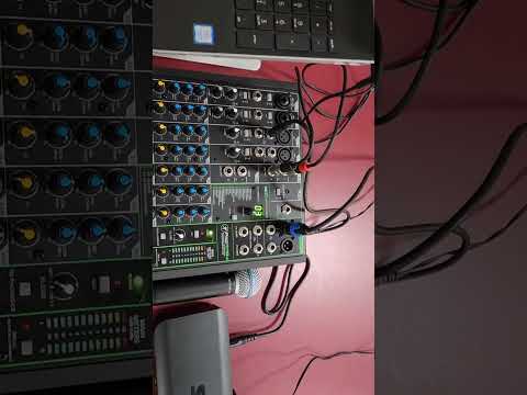 Mackie Mixer not playing on Right Side
