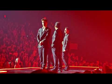 New kids on the block invite BSB on stage in Las Vegas
