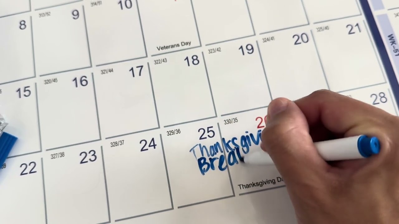 📅 32