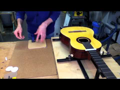 Heeres Spanish Guitar Making Course (19): The golpeador
