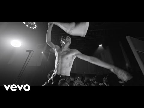 YUNGBLUD - Ghosts (Live From Hansa Studios)