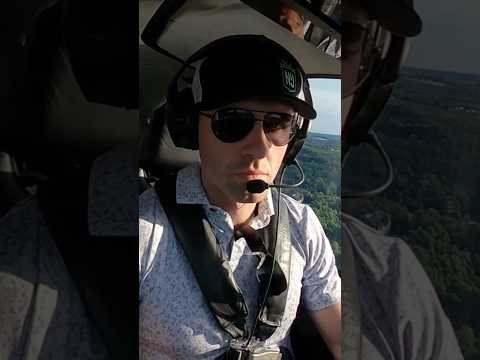 Sunset Visual Landing at Concord KJQF RWY 2 #aviation #pilot #flying #cirrus