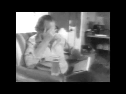 Bukowski legge "La doccia" (The shower). poema a Linda King