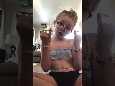 Chinese middle finger πππ€£π€£π€£