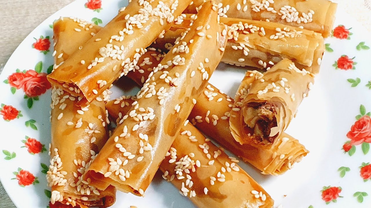מאפה סיגרים מהירים עם שוקולד Fast filo cigars with chocolate (הערוץ של ליהי קרויץ - מטבח בקלי ...