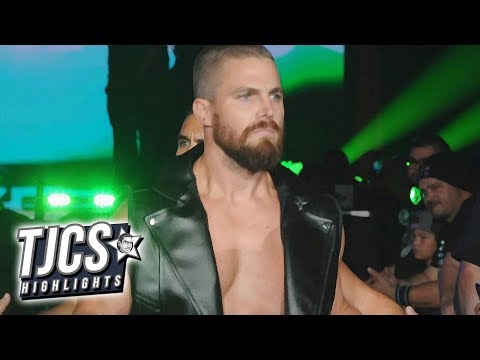 Arrow's Stephen Amell To Grapple Wrestling Drama Show "HEELS" On Starz