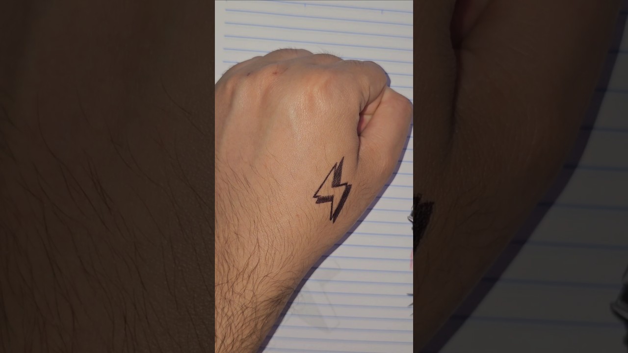 Tatoo de caneta #shorts #short #explore #tattoo #tattooartist #shortvideo #desenho #art #drawing