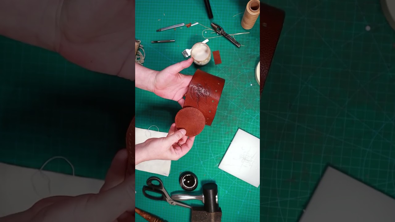 Dice Pouch: Free Leather Craft PDF Pattern Download with Video Tutorial