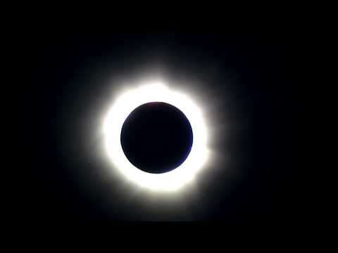 Eclipse Chasers Prepare for The Great American Eclipse-Profile of ...
