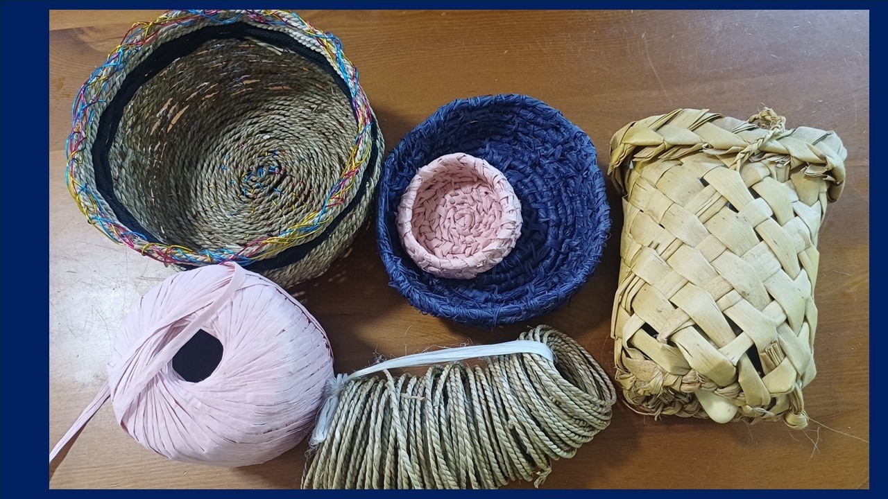 Weaving for Beginners: Bowl/Basket Techniques Compared + Easy Raffia Bowl Tutorial