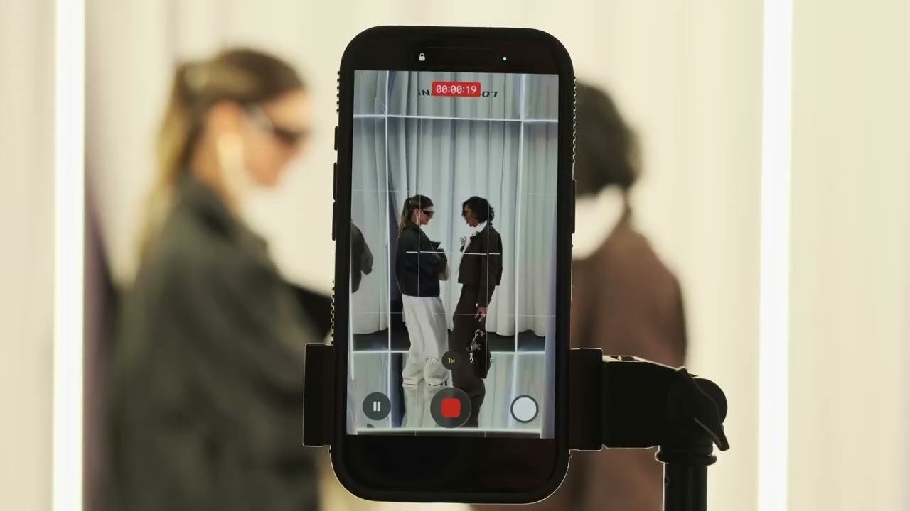 THE COLLECTIVE. Experiential project by Stradivarius.