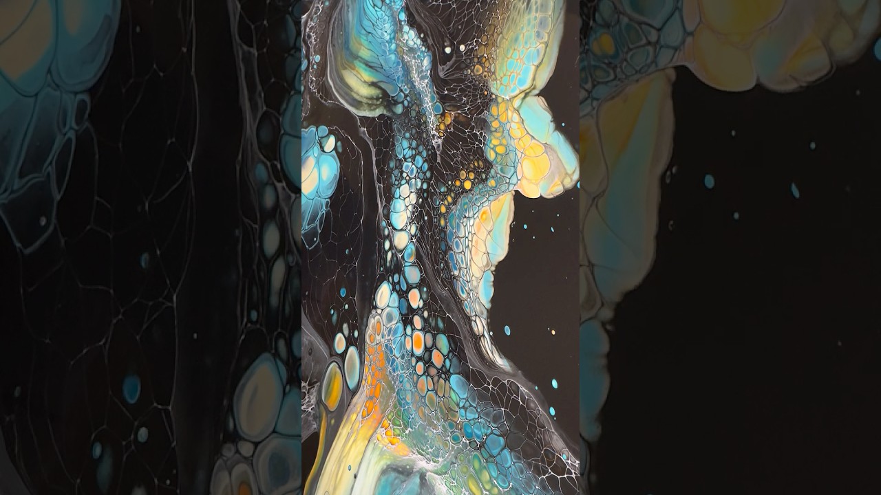 This Fluid Art Swipe Reveals Hidden Color Like Magic! #shortsart #pourpainting #fluidarttutorial