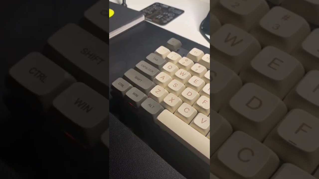 Save the Code  -  Junior VS Senior Developer jokes