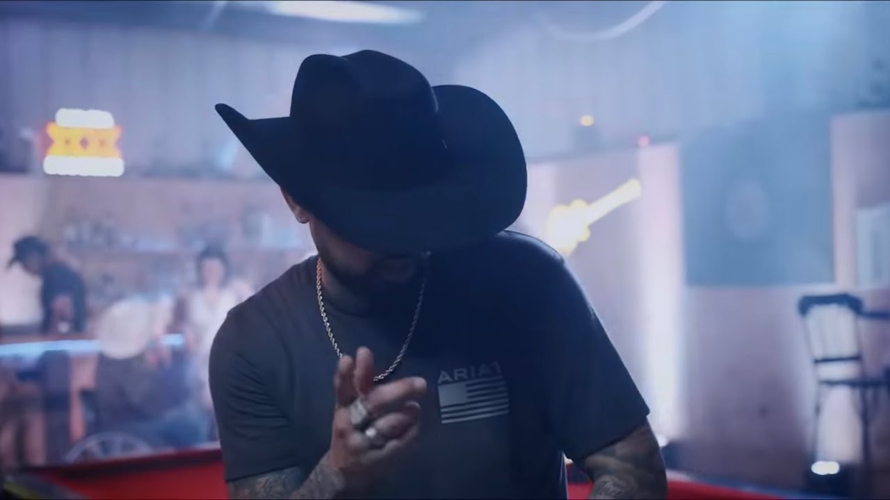 Louie TheSinger “EYA” Official Music Video