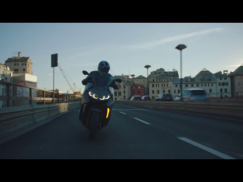 BMW C 400 GT: Across the city and far beyond
