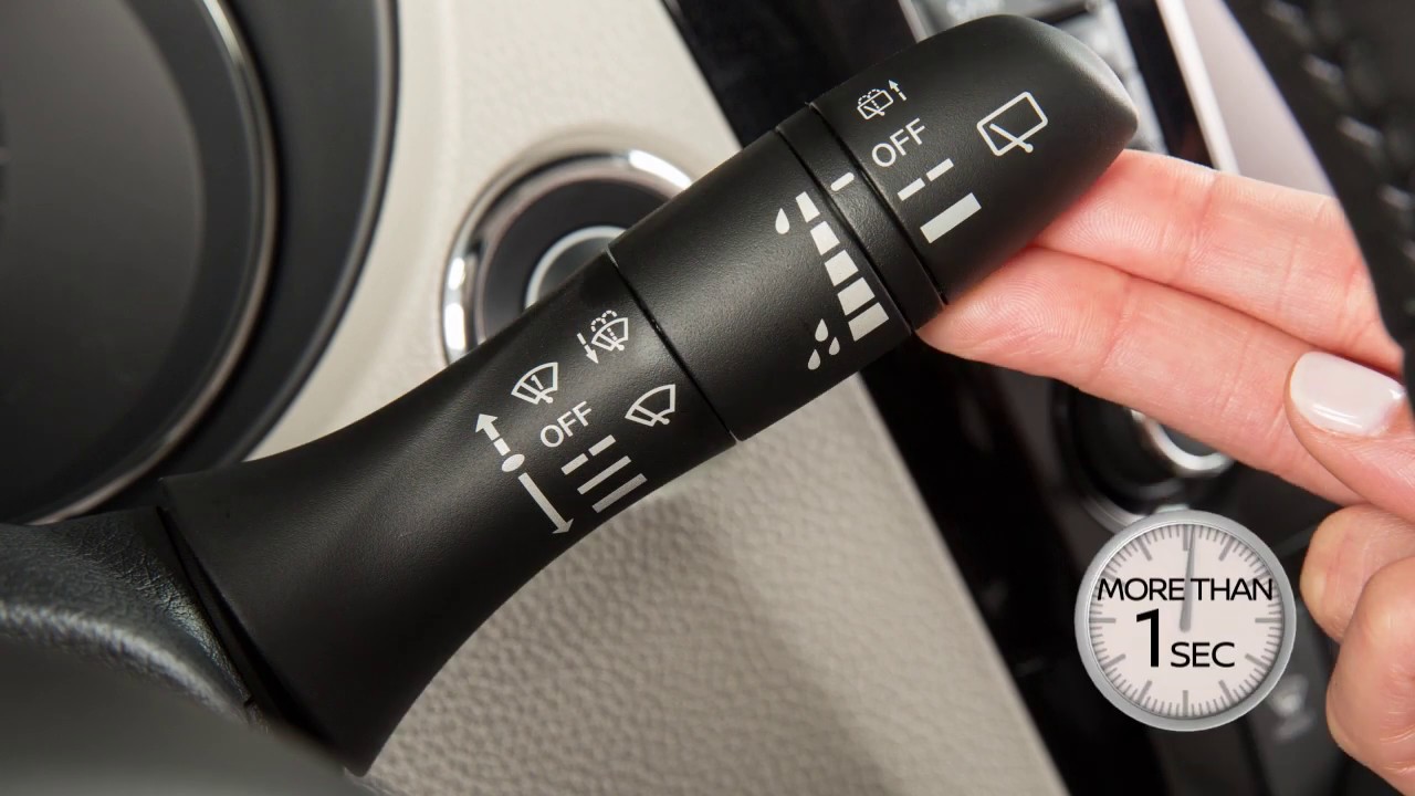 Nissan – Windshield Wiper and Washer Controls