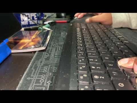 V001 Desk Day Vibes: Notion & Stardew Valley
