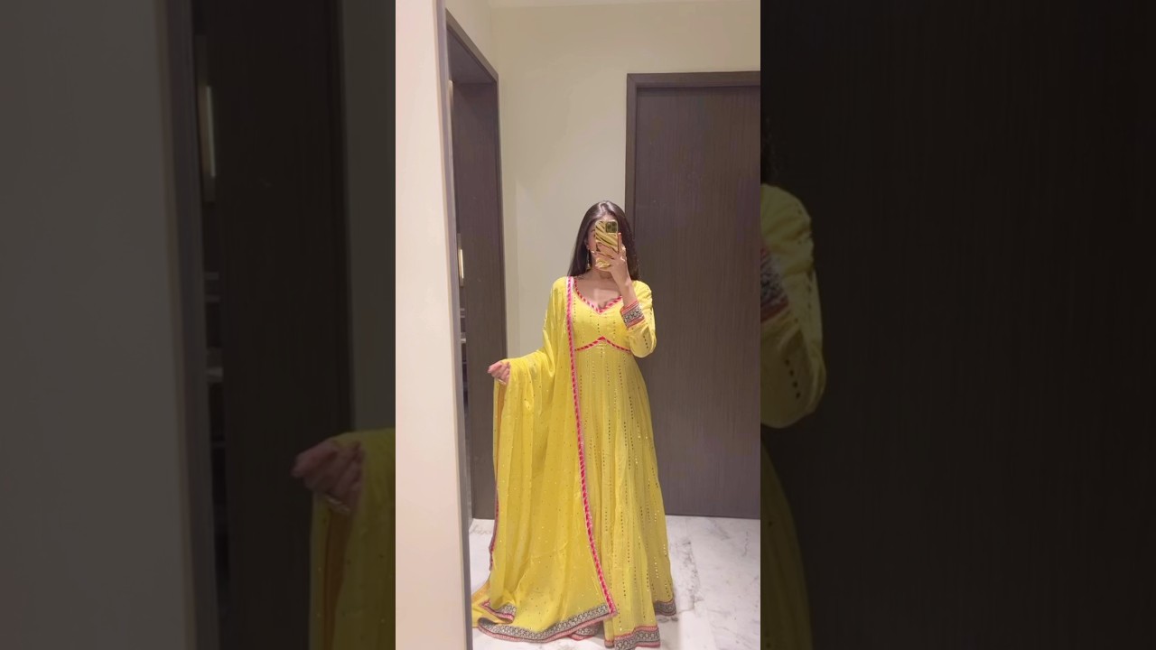 INDIAN ♥️ #RitsBadiani #RitikaBadiani #YouTubeShorts #Shorts #Trending #Viral #Bollywood