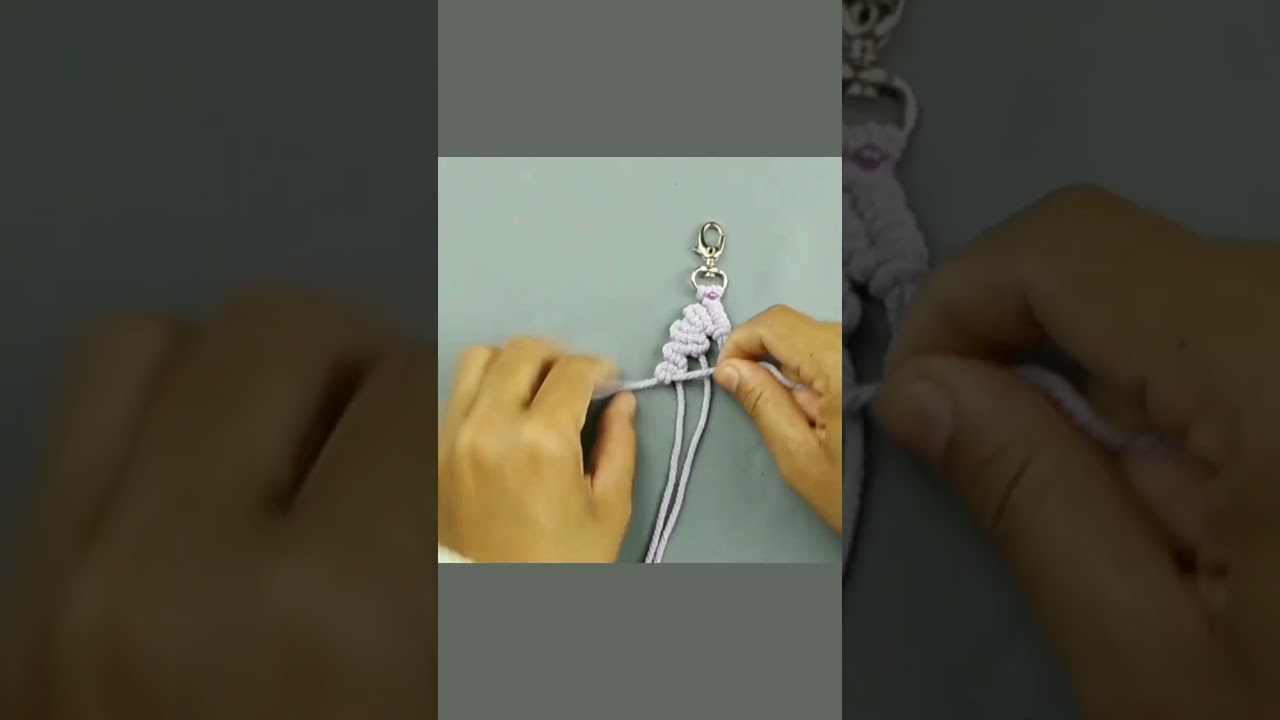 Macrame Keychain Wavy leaves | Easy Tutorial For Beginners
