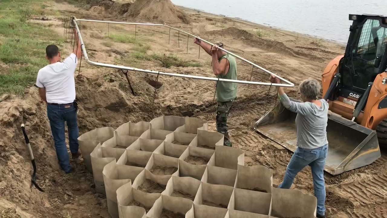 Installing Defencell DC3 erosion control system