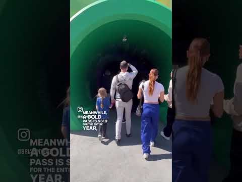 Universal studios annual pass vs day tickets
