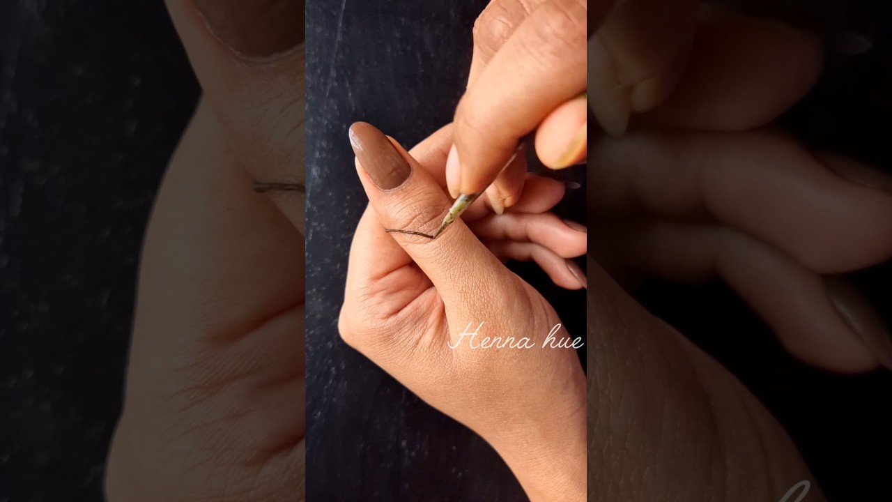 Stylish fingers mehndi design for teej #henna #mehndi #shorts #mehandi #thehennahue #fingerhenna