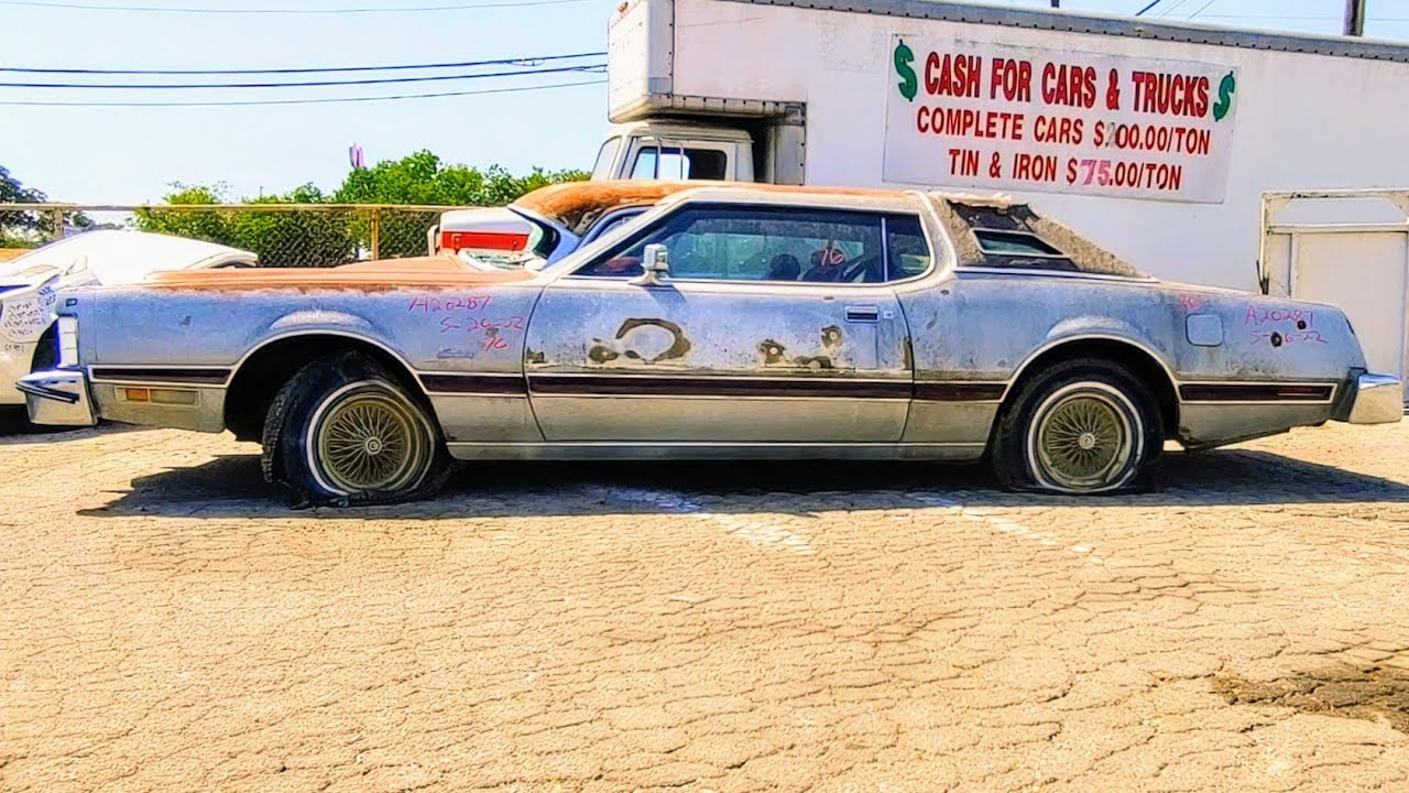 Texas Sun Toasted This Big Block Thunderchicken. 1976 Thunderbird Junkyard Find