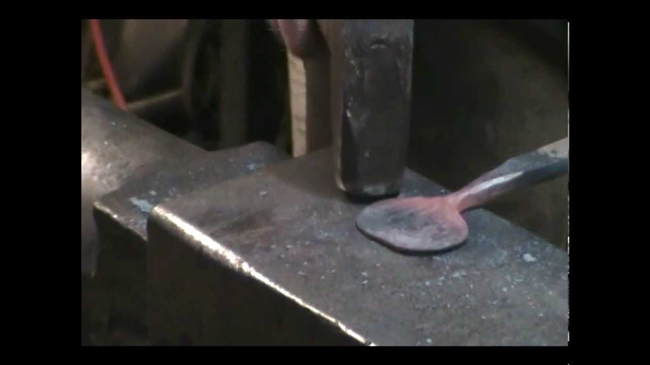 Forging a bean end door pull