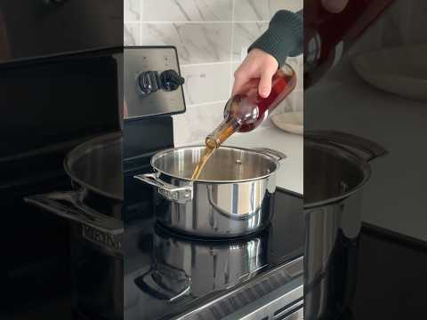 HOW TO MAKE MULLED WINE