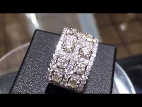 Diamond rings at DK Gems Sint Maarten jewelry store